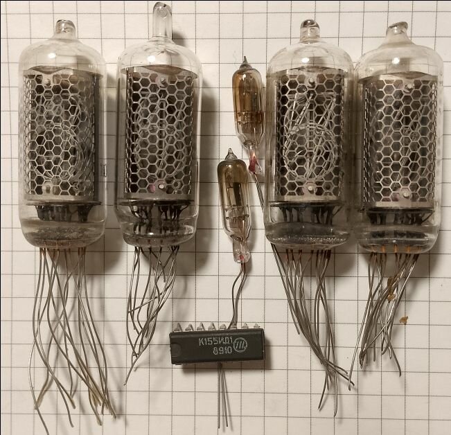 ИН-8-2 4шт + ИН-3 2шт + К155ИД1 набор для сборки часов на газоразрядных индикаторах