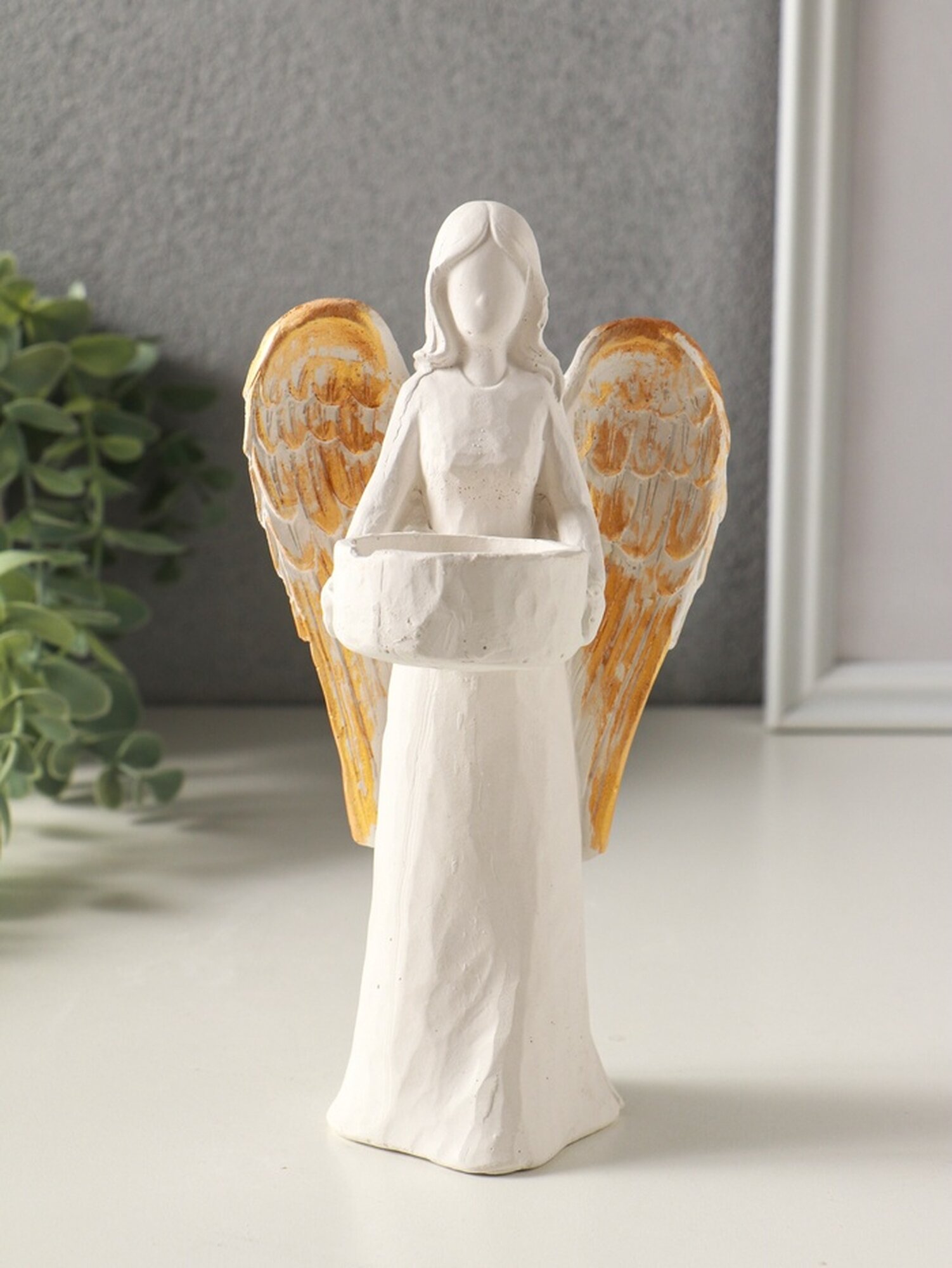 Подсвечник Сима-ленд "Ангел большой", гипс, белый, настольный, 18 см