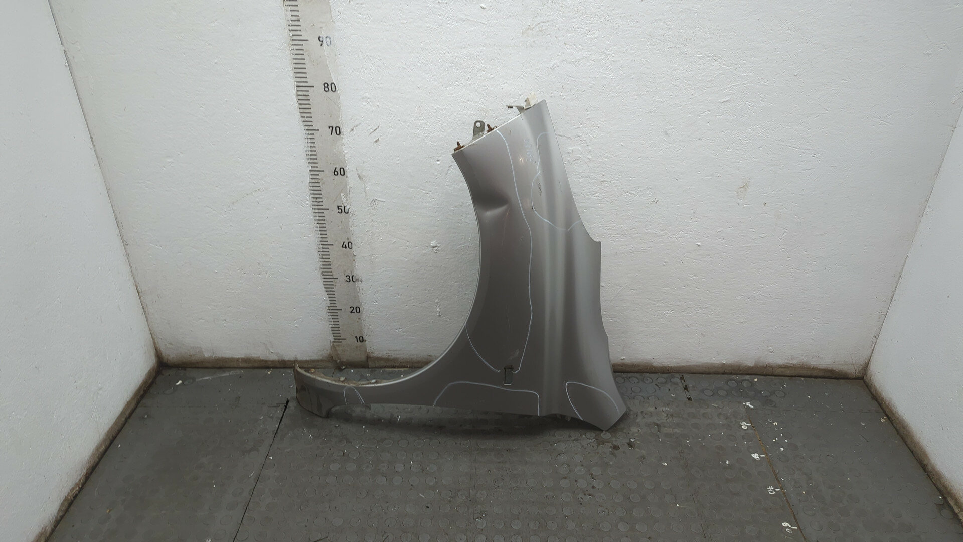 Крыло левое переднее Nissan Micra K12E Б/У