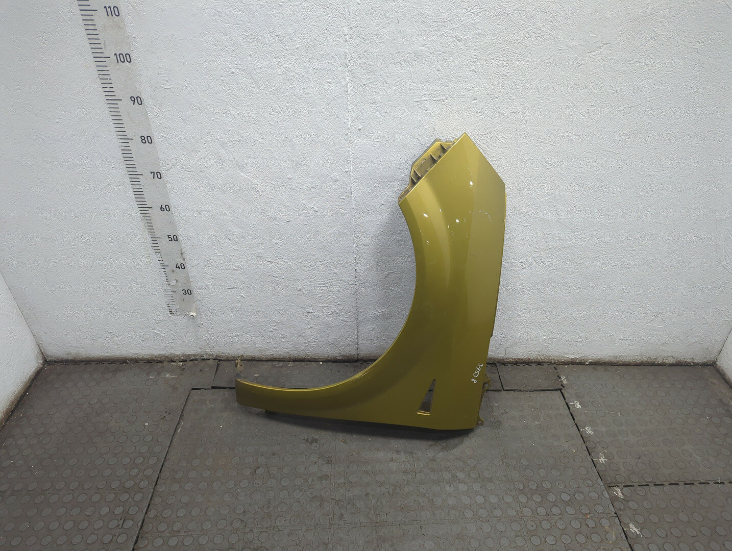 Крыло левое переднее Renault Scenic Б/У