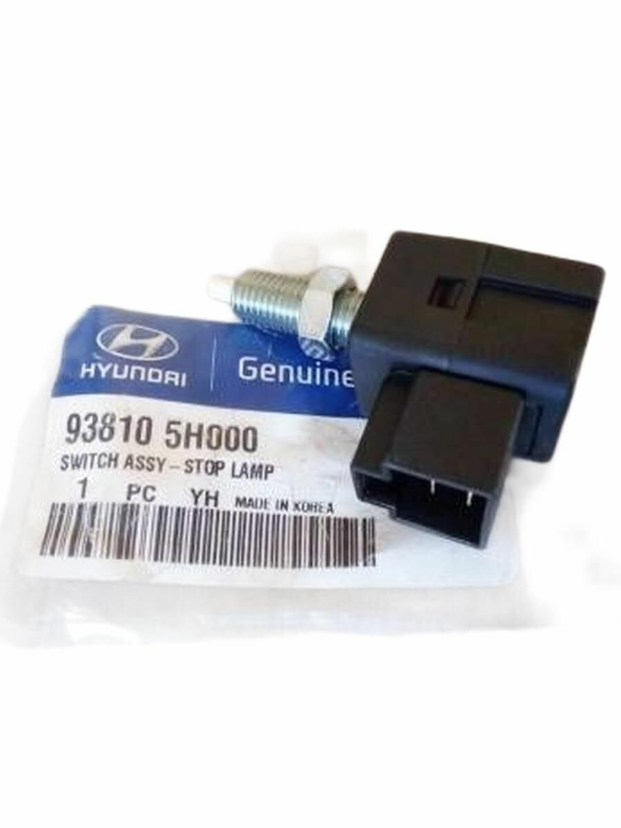 Выключатель датчик стоп сигнала на педали тормоза Hyundai HD65 HD72 HD78 938105h000