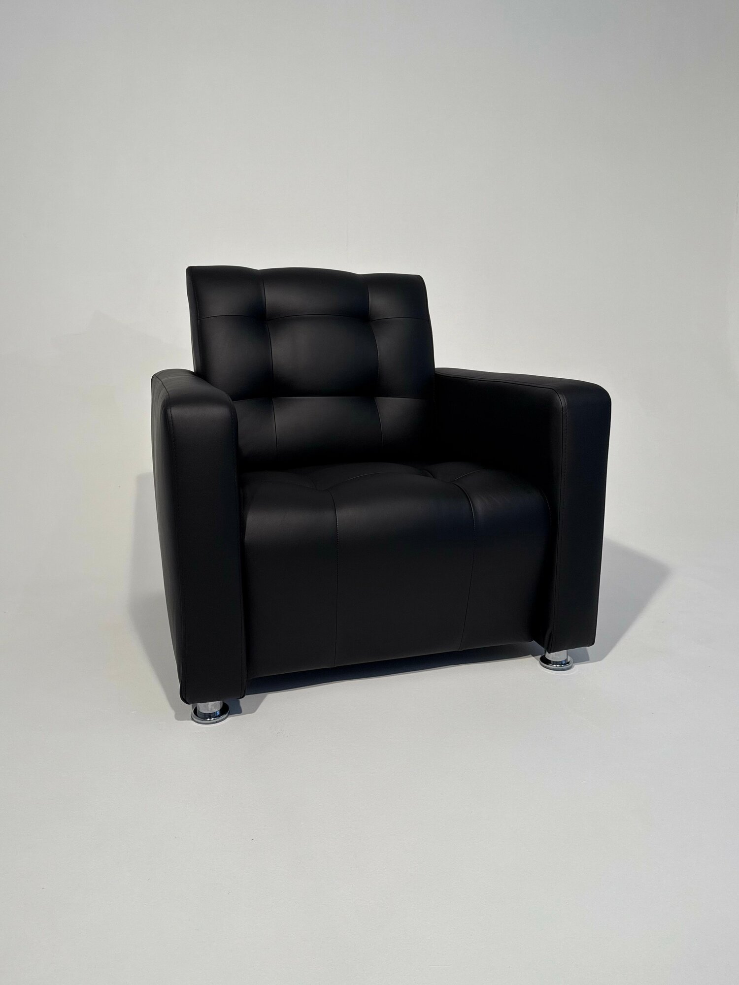 Кресло офисное Канцлер, механизм Нераскладной, 80х82х85 см, чёрное, матовое