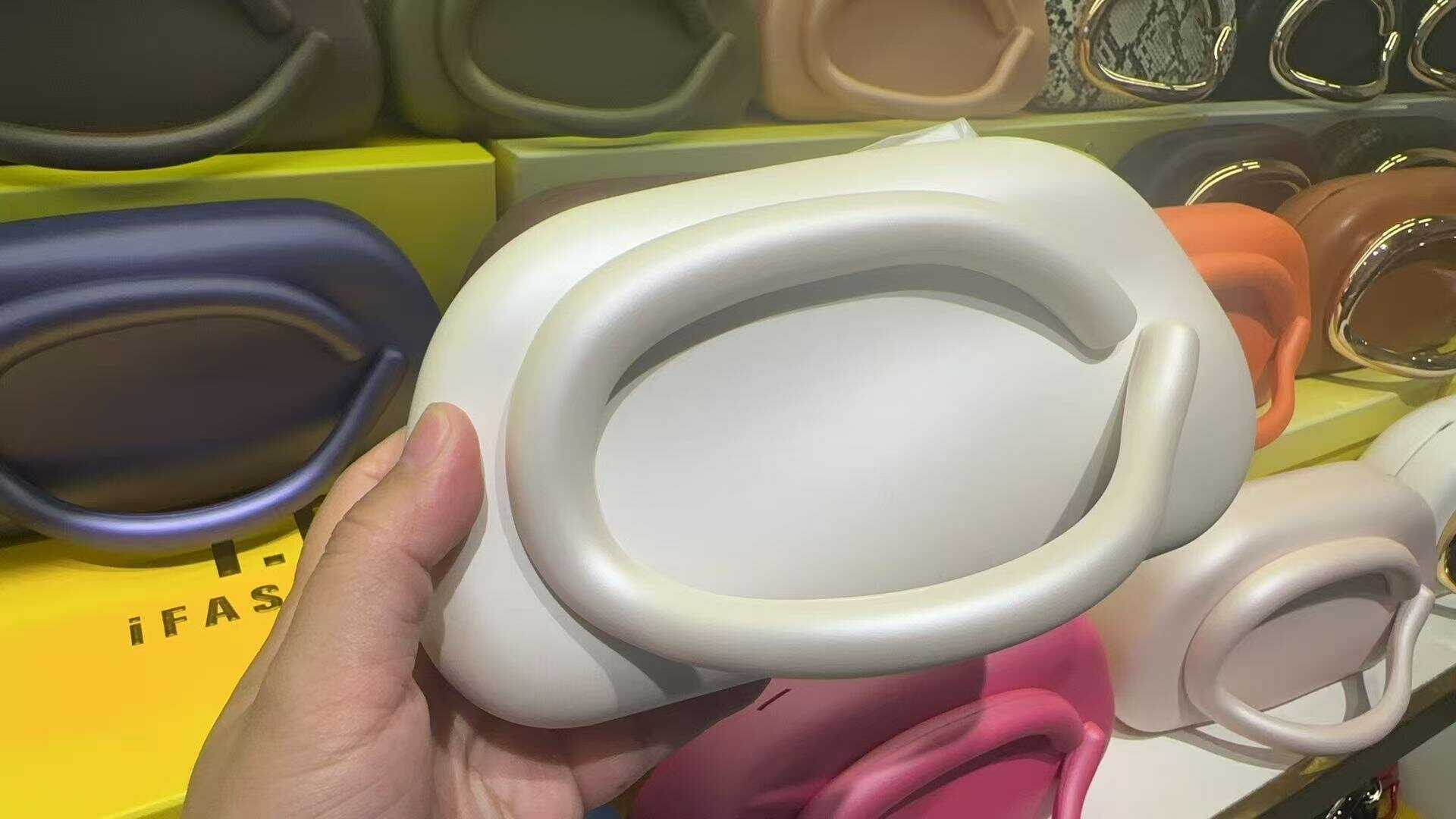 Классическая круглая сумка-клатч в европейском и американском стиле, вечерняя сумка из акрила, винтажная металлическая ручка, одно плечо, кроссбоди