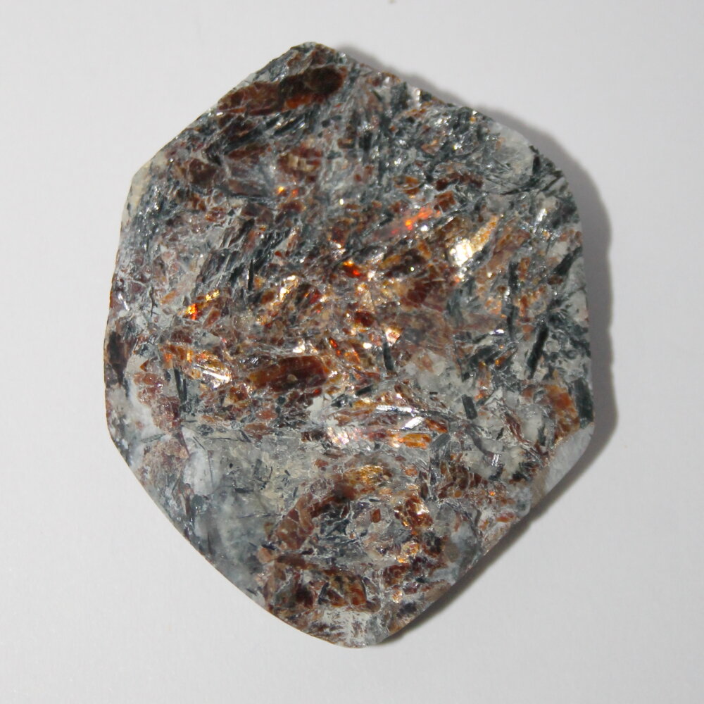 Астрофиллит, коллекционный образец, 41х32х5 мм "True Stones"