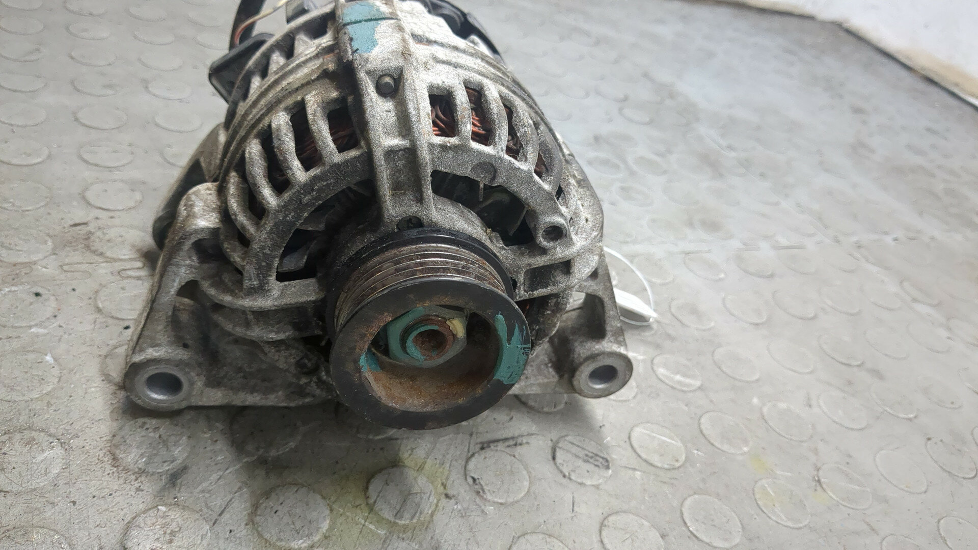 Генератор Suzuki Wagon R Plus Б/У — фото 1