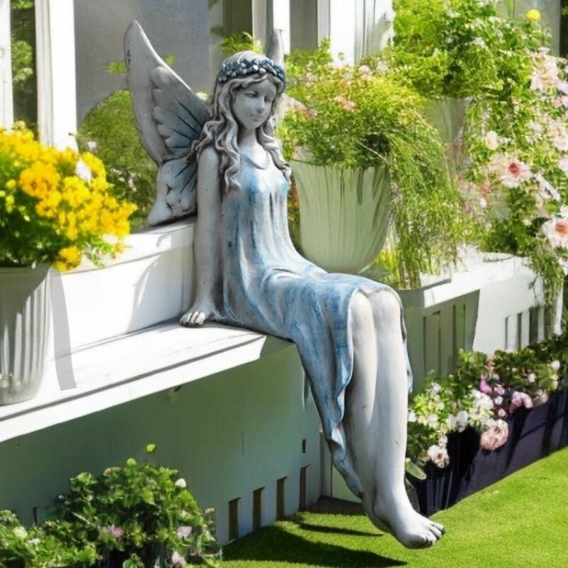 Большое украшение в виде цветочной феи