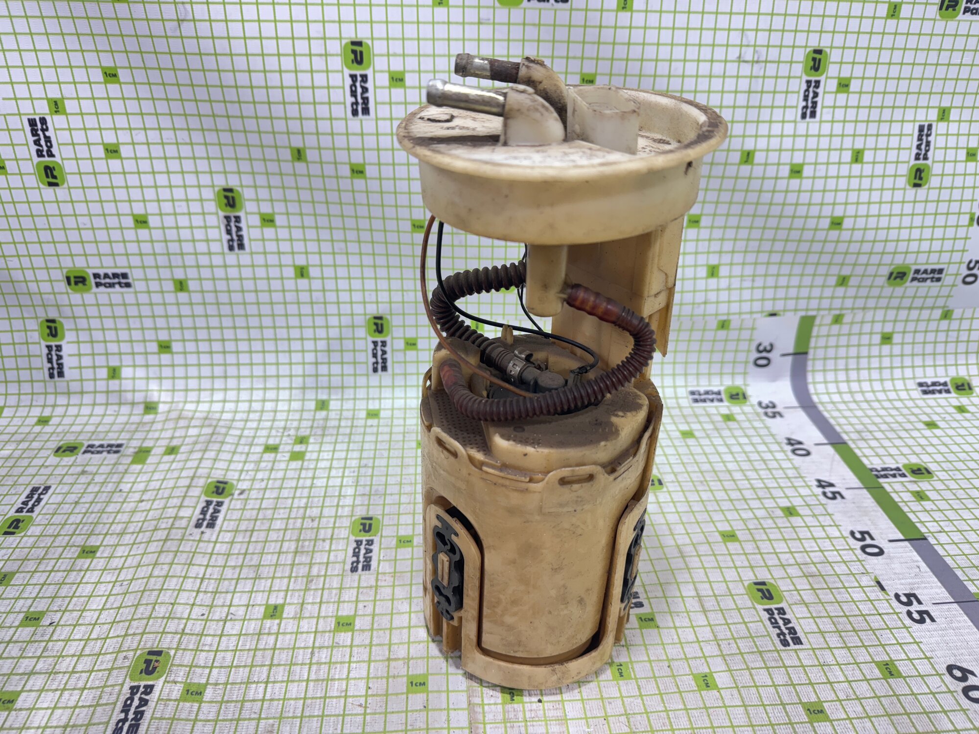 Насос топливный электрический для Volkswagen Golf