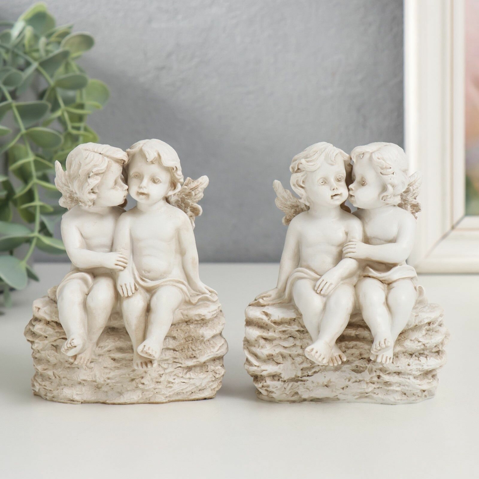 Фигурка полистоун Ангелы на камешке , 10.5 7.5 8.5 см