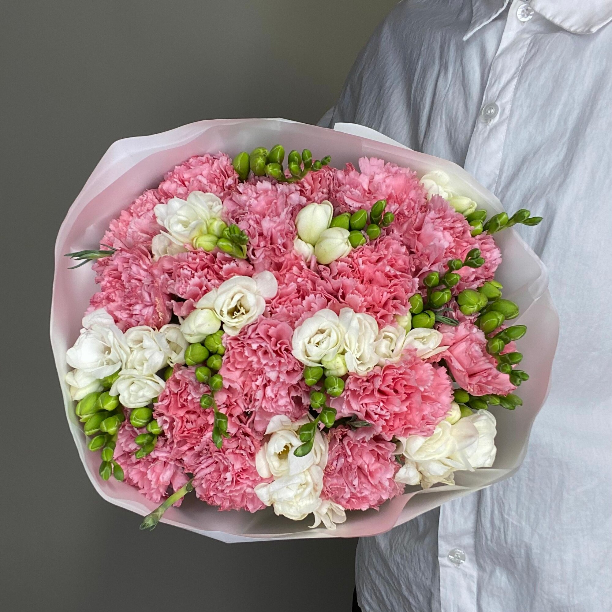 Розовые диантусы