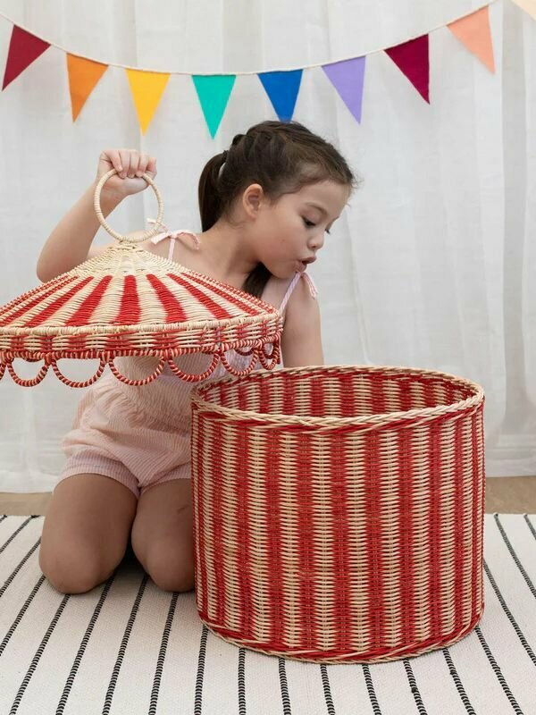 Детский игровой домик из ротанга переносная корзина для хранения с крышкой, малый размер 24*23 см