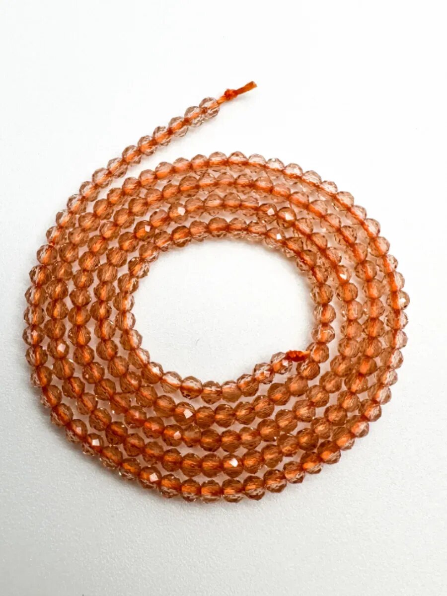 0724 Шпинель нежно-оранжевый в ювелирной огранке 2 мм 1 нить