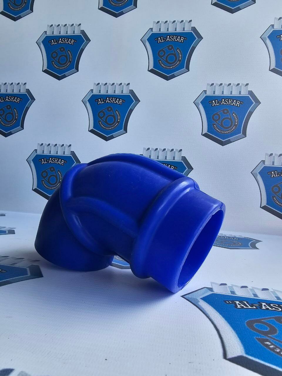 Патрубок воздушный ДМРВ д/в 405,406 Газель, Волга, Соболь (силикон) CARUM