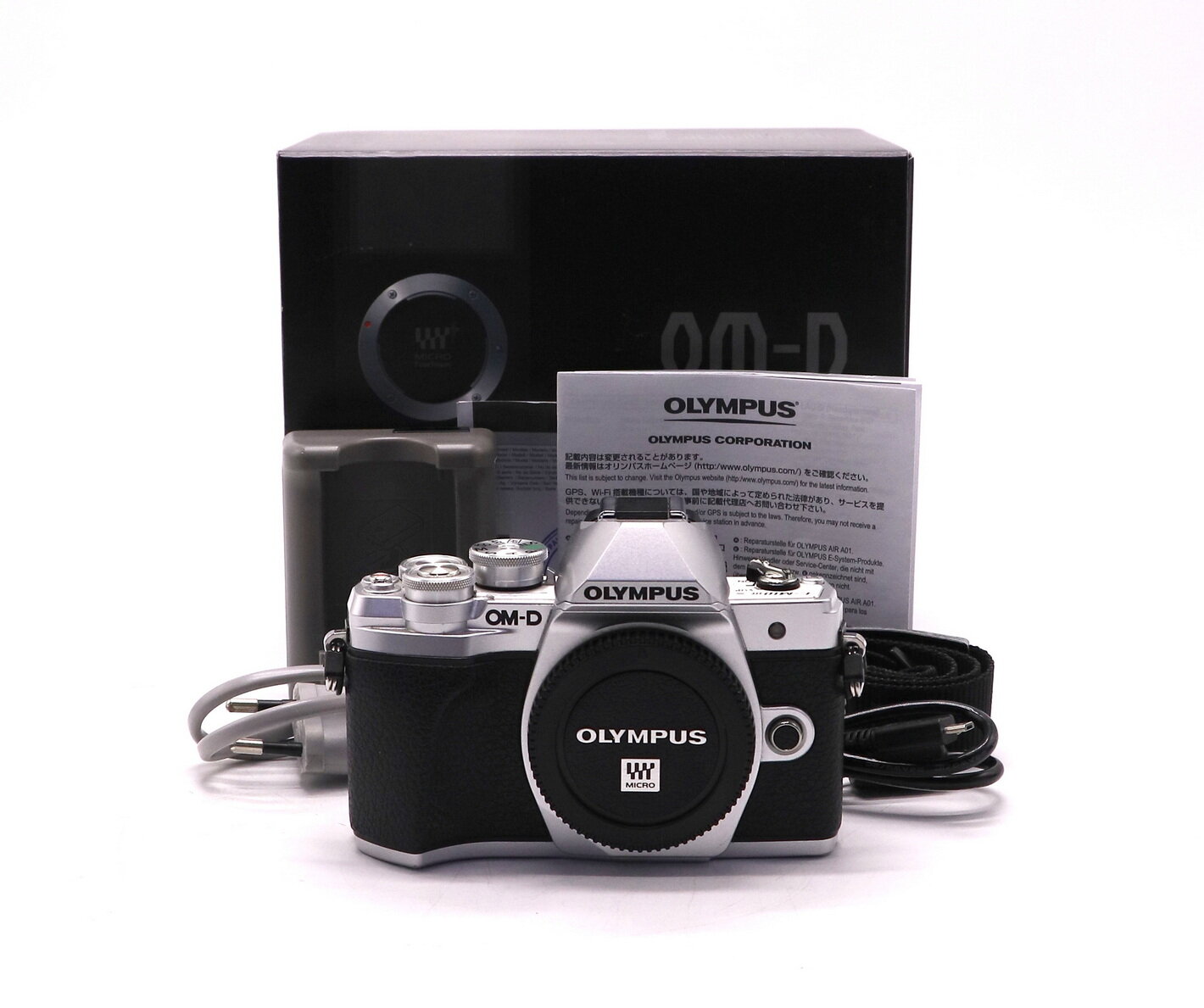 Olympus OM-D E-M10 Mark III body в упаковке (пробег 72000 кадров)