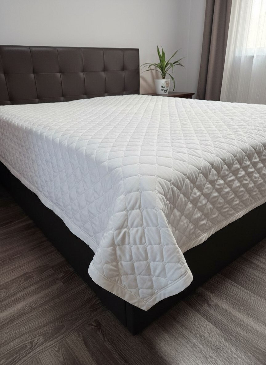 Стеганое покрывало Hermes 160х220 см, на кровать и диван, Молочный