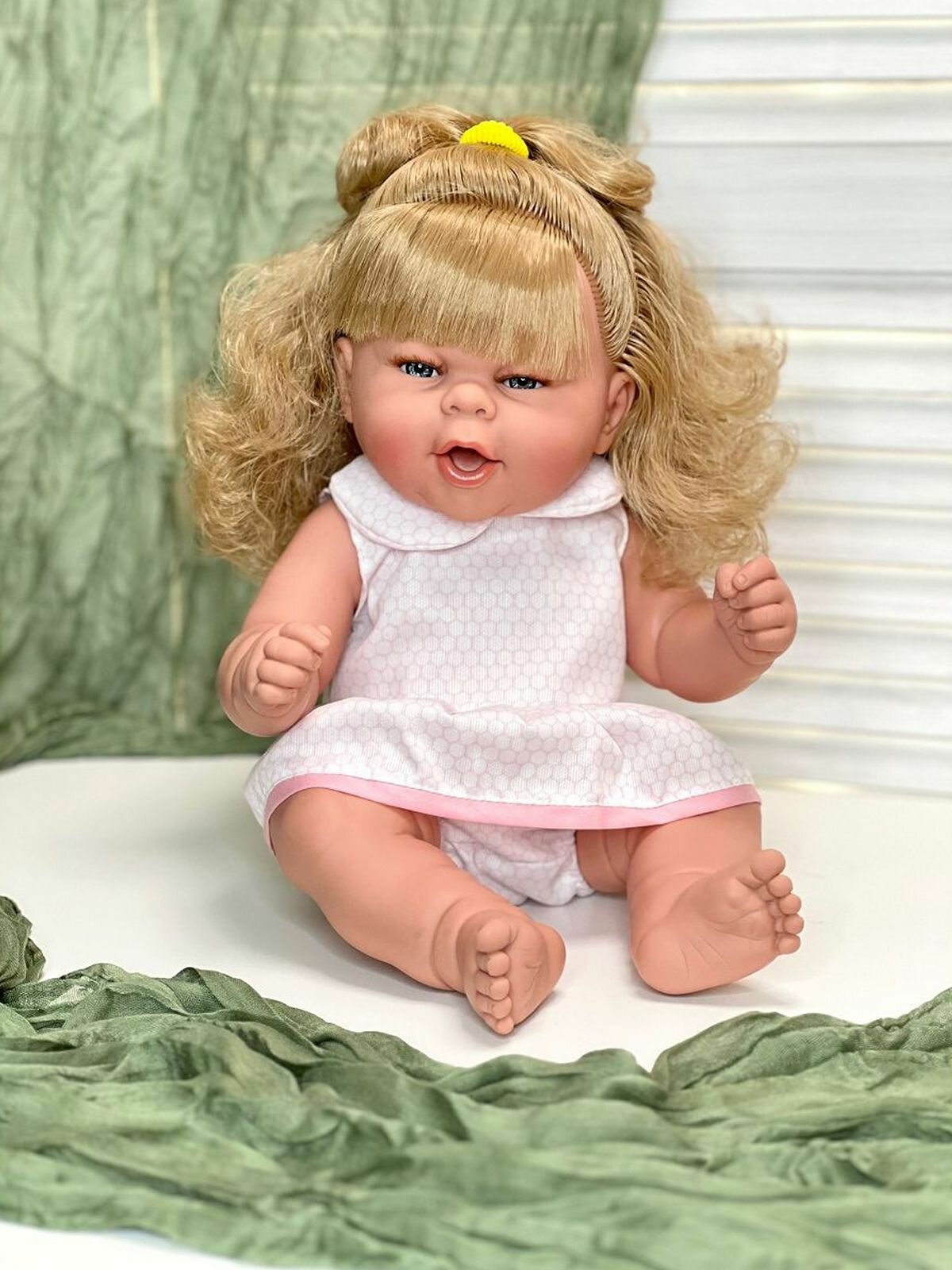 Кукла Manolo Dolls виниловая Thais 45 см