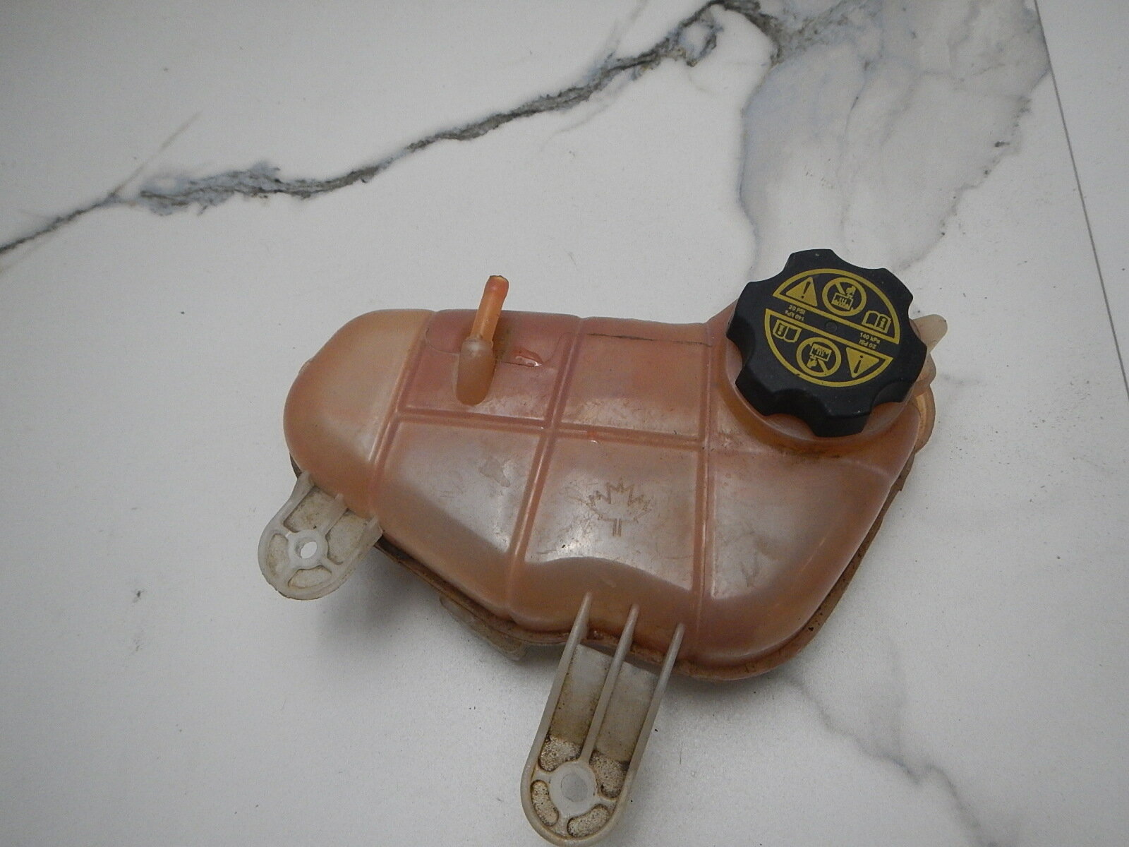 Б/У Бачок расширительный, Chevrolet (Шевроле)-COBALT (11-) CHEVROLET COBALT (11-) Незначительная трещина. 623701 GENERAL...