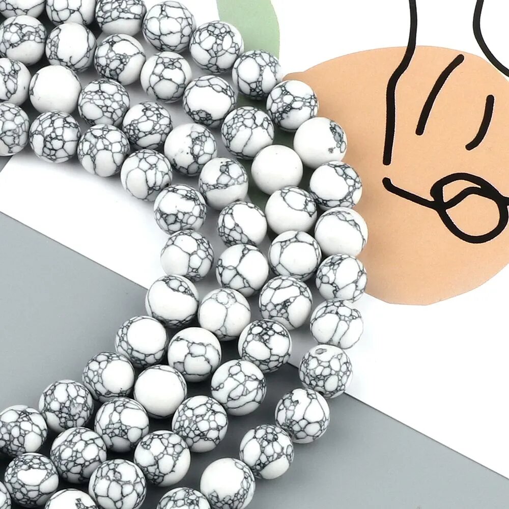 Бусины 10 мм. из натурального камня кахолонг, около 20 шт