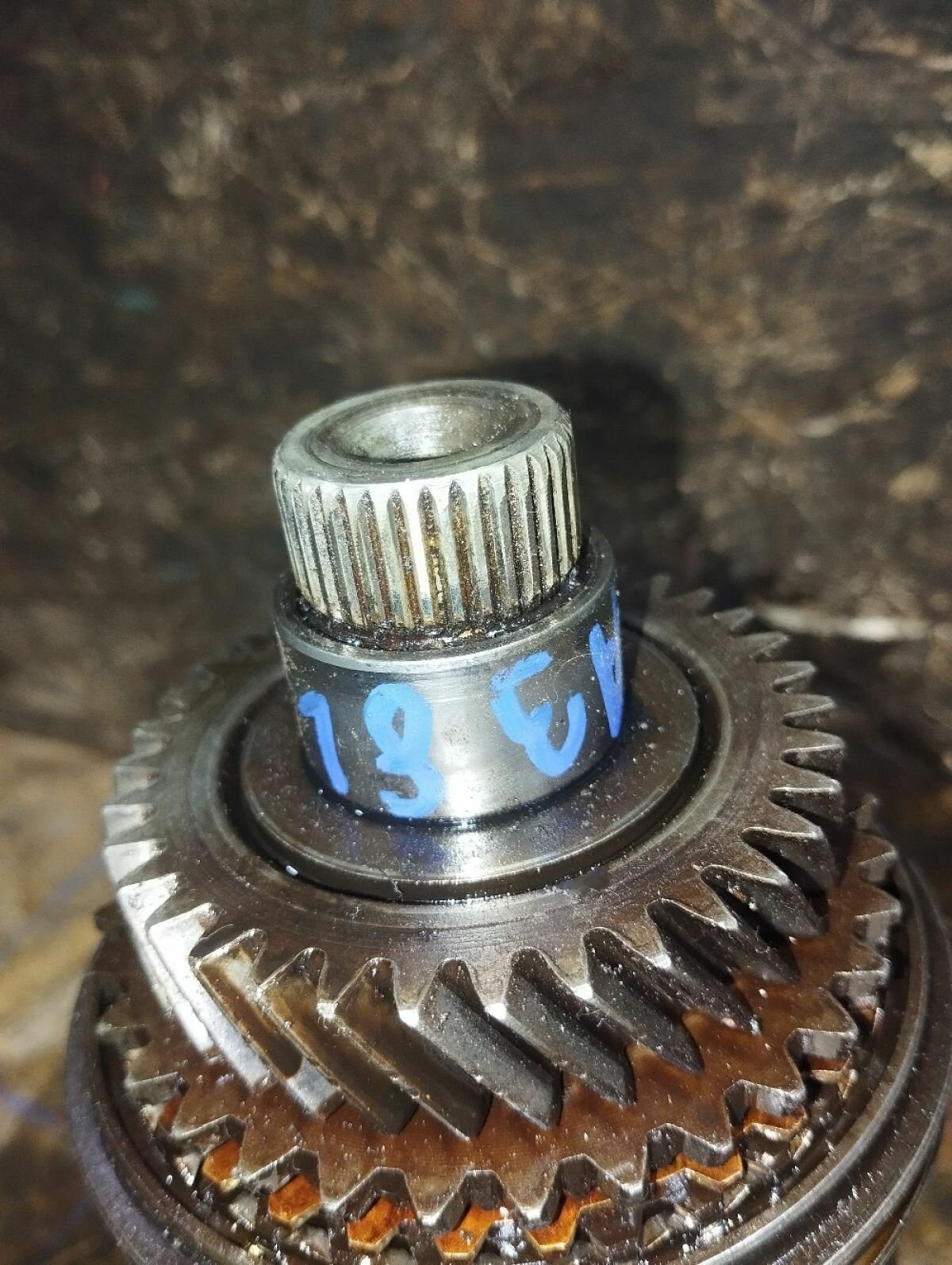 Ведомый вал Audi A3 8L МКПП 5ст. 02J Б/У с пробегом