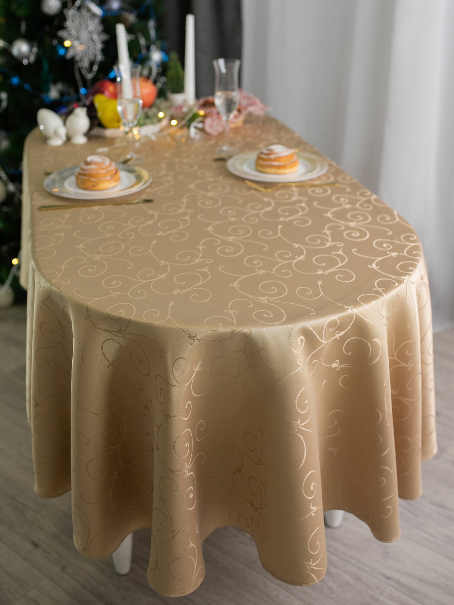 Скатерть овальная WELLNESS 150х220 см