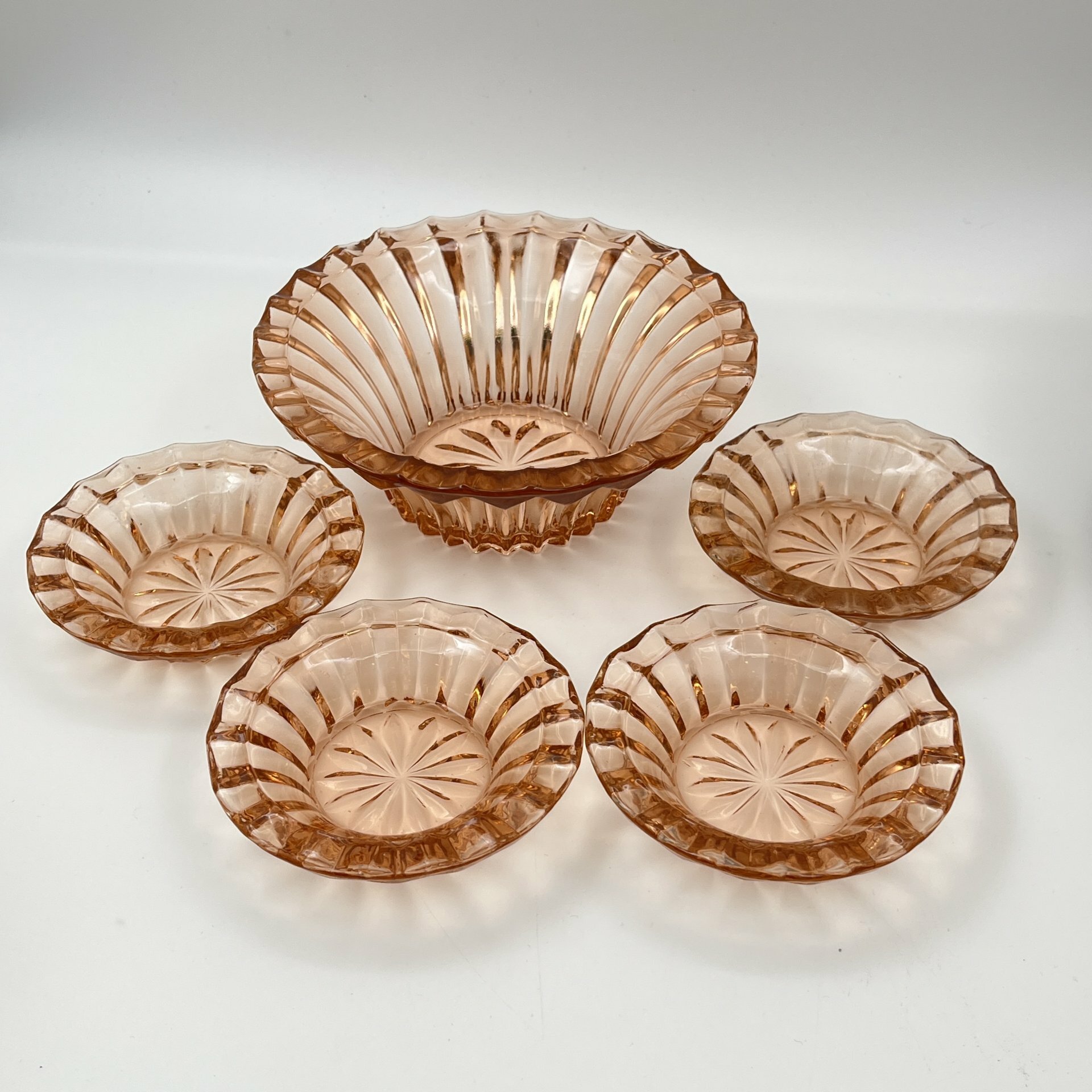 Набор розеток для подачи варенья карамельного оттенка на 4 персоны