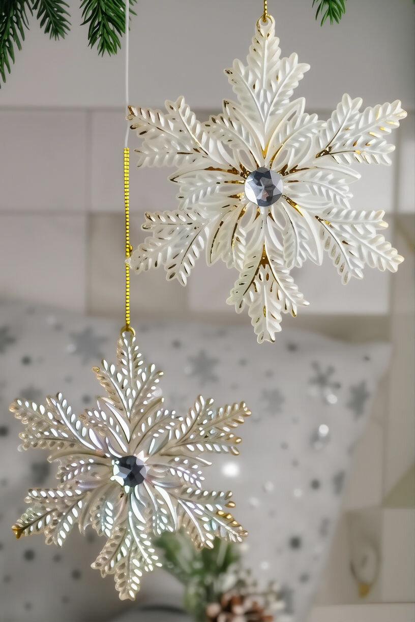 Набор ёлочных украшений снежинки 'лоризель', пластик, золотой, 13 см, 2 шт, Winter Deco 1000429