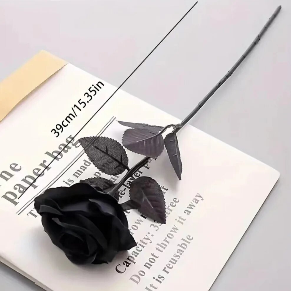 Искусственные черные шелковые розы 1pcs