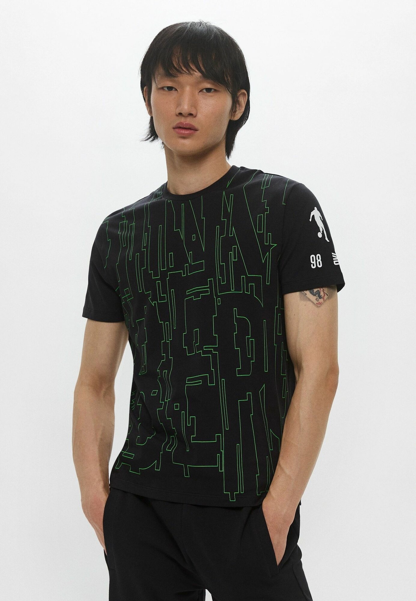 Футболка BIKKEMBERGS