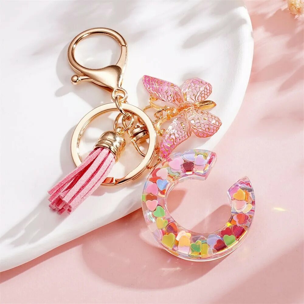 Брелок-буква C с радужными блестками и бабочкой, аксессуар для ключей и сумок с кисточкой, женский стиль