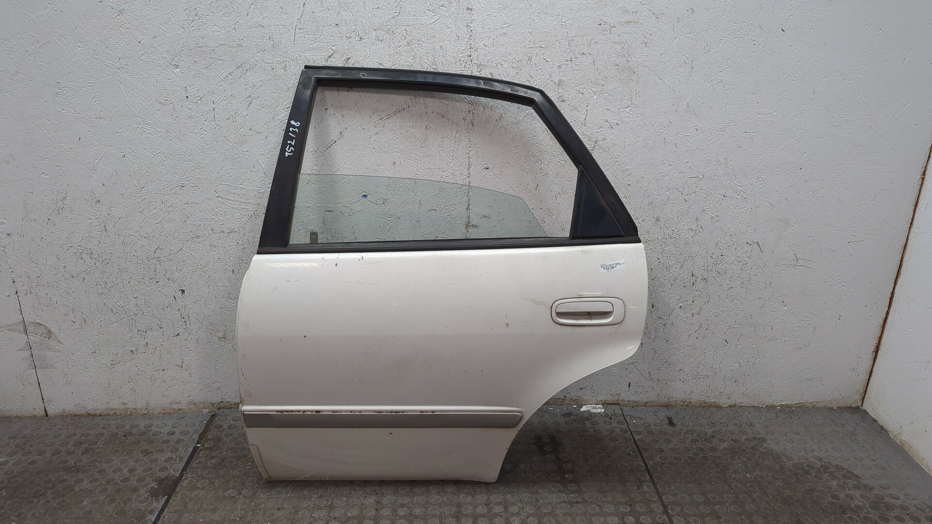 Дверь боковая (легковая) левая задняя Toyota Corolla E11 Б/У