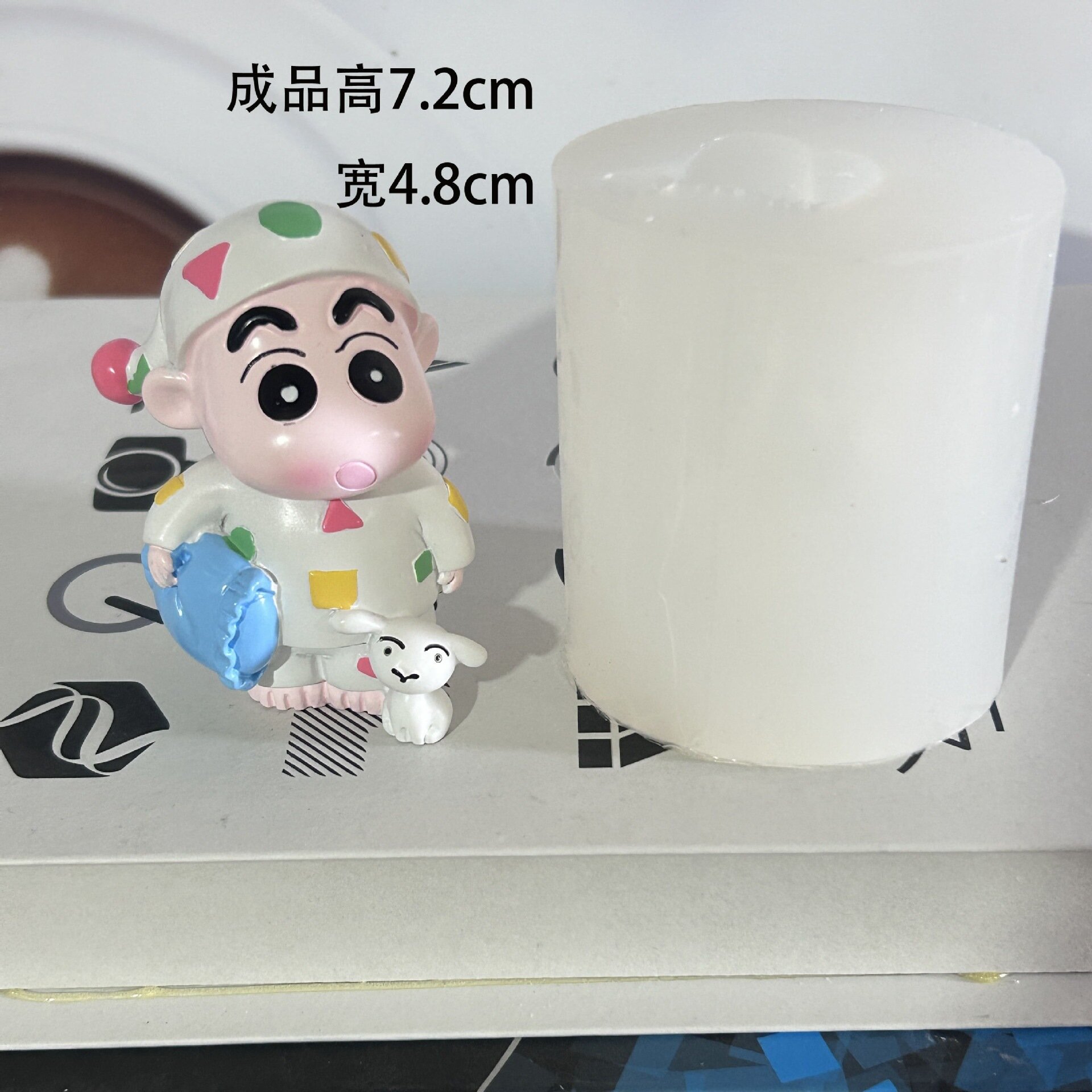 Гипсовая фигурка Крэйон Шин-чан пижамный стиль 3D DIY белая основа для рисования детский набор