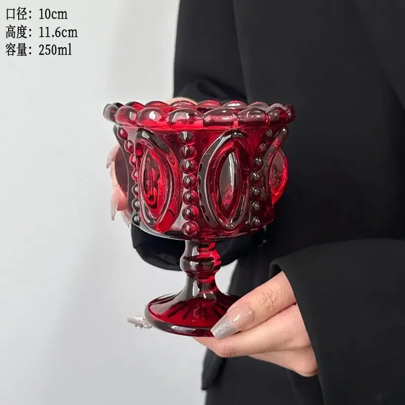 Винтажная красная хрустальная чаша для мороженого A