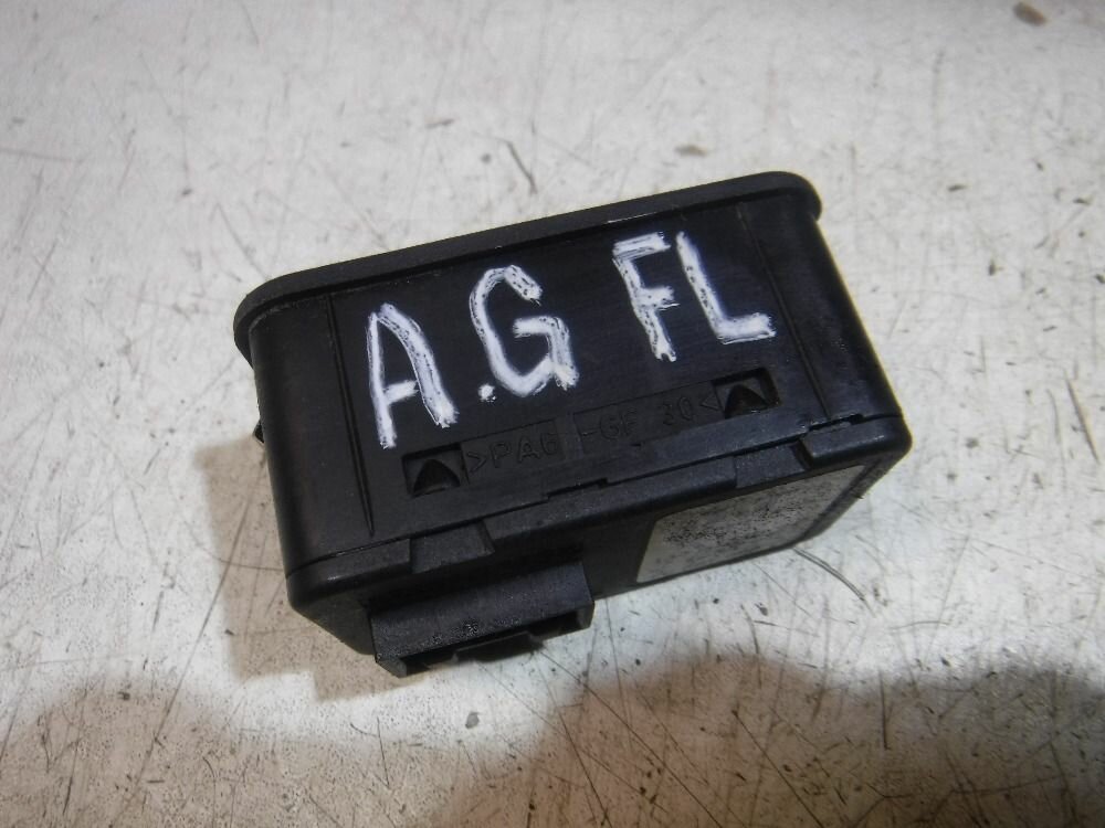 Блок управления стеклоподъемниками Opel Astra G