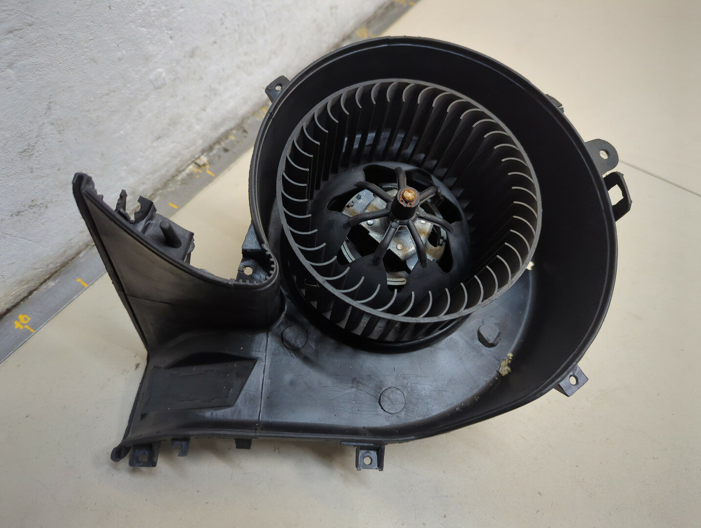 Двигатель отопителя (моторчик печки) Saab 9-3 Б/У