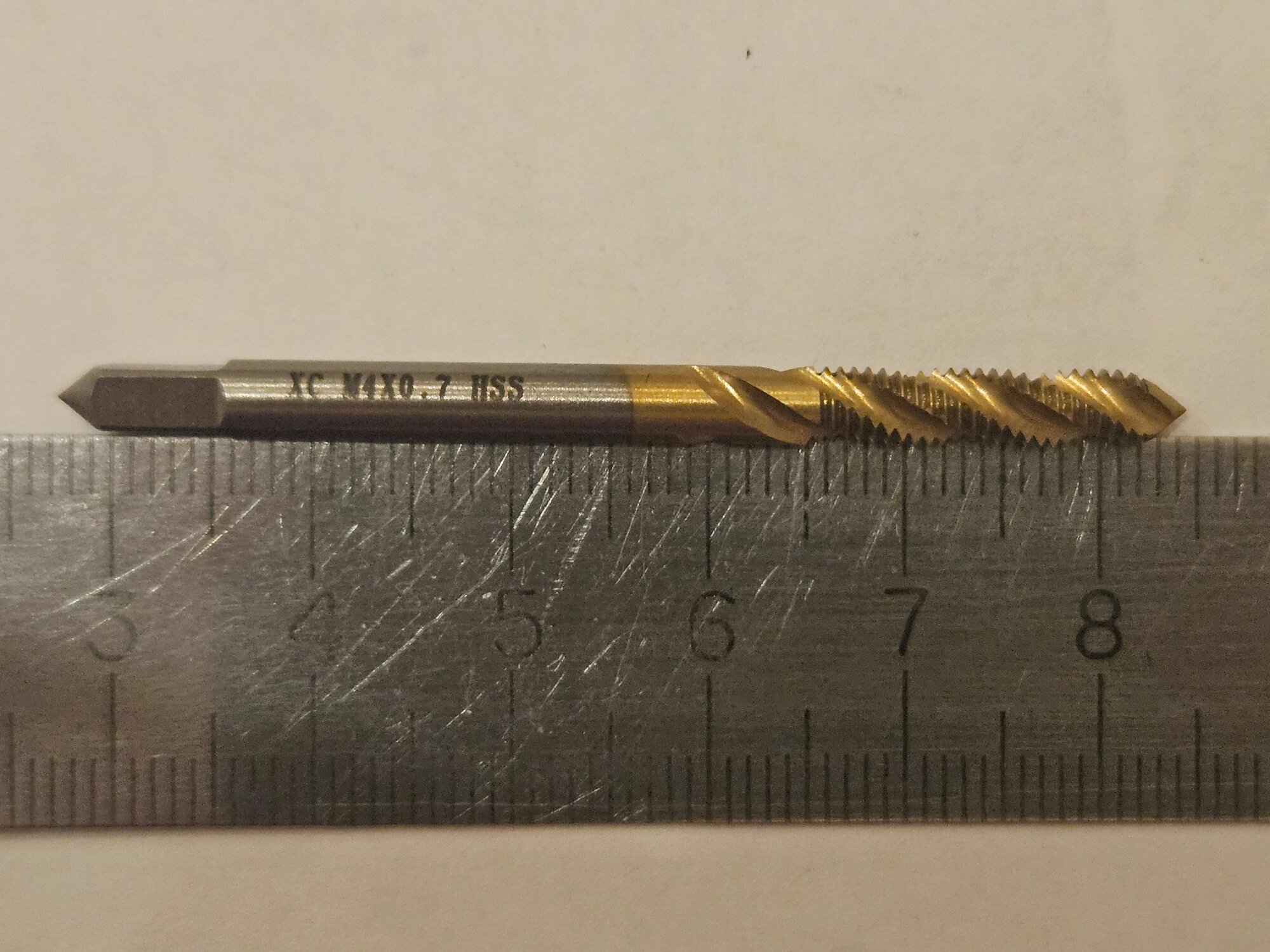 Метчик машинный винтовой М4х0,7