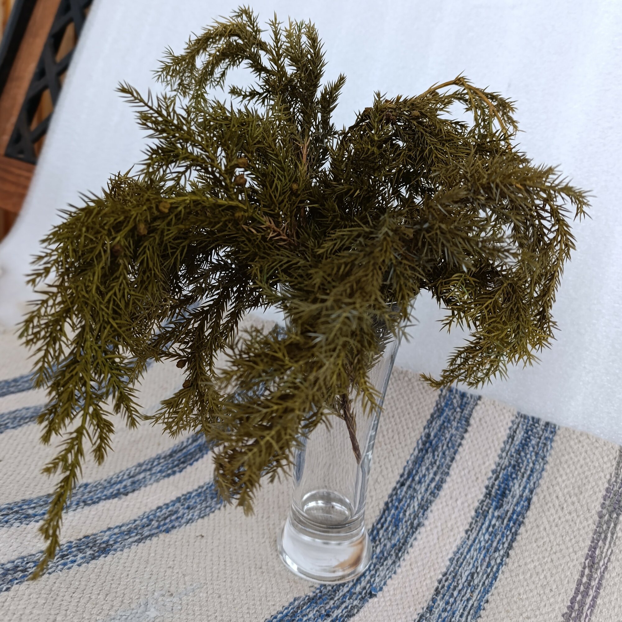 Букет "Поделки Домового", стабилизированный можжевельник, 5 веток, натурального цвета.