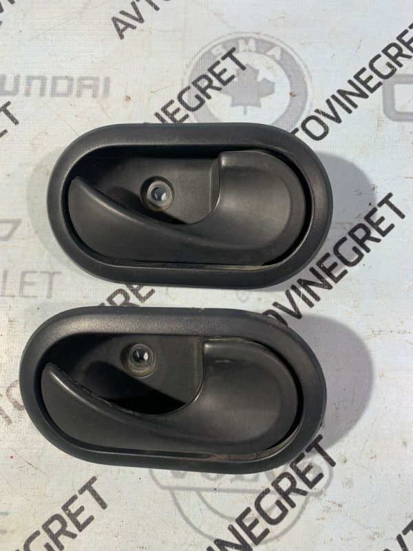 Ручка двери внутренняя правая Renault Duster 1 F4R Б/У с пробегом