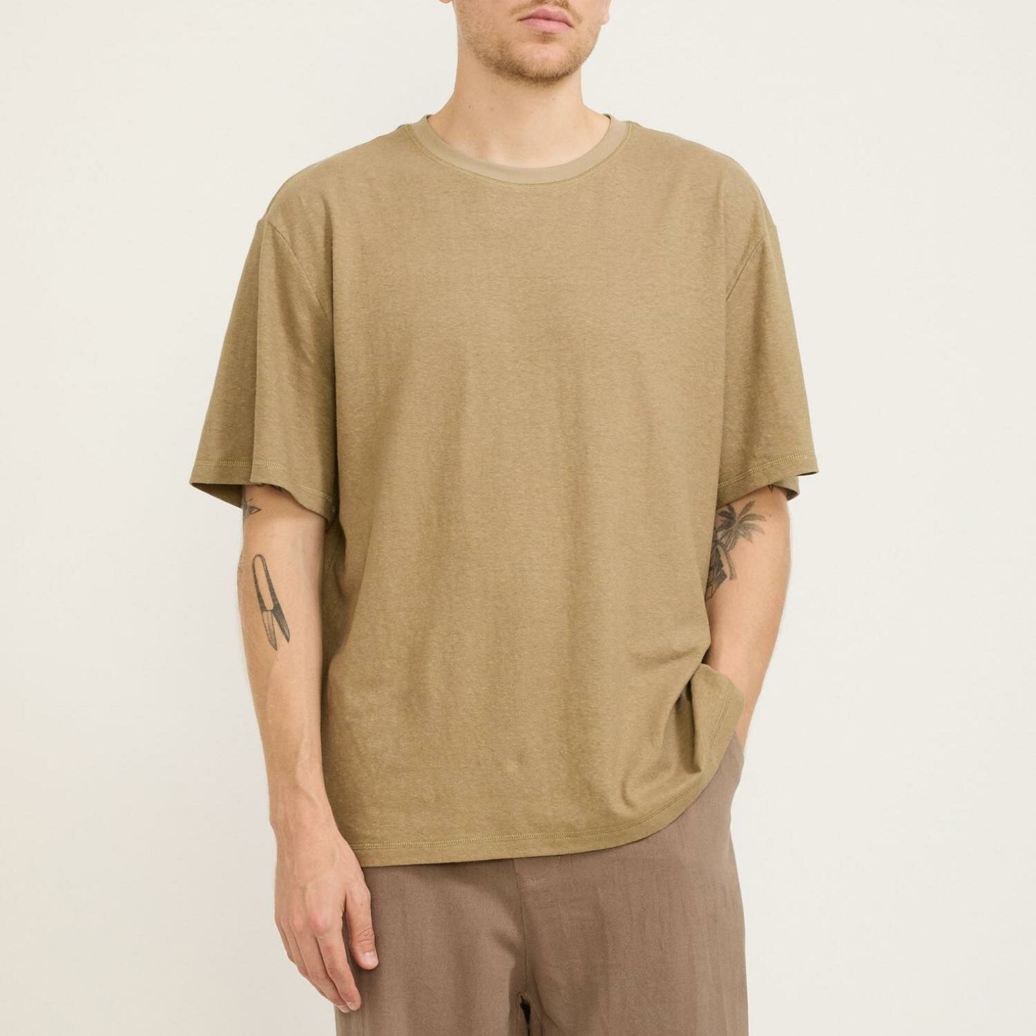 Футболка SATTA ФУТБОЛКА SATTA FLATLOCK TEE, размер L, Light Olive — фото 1