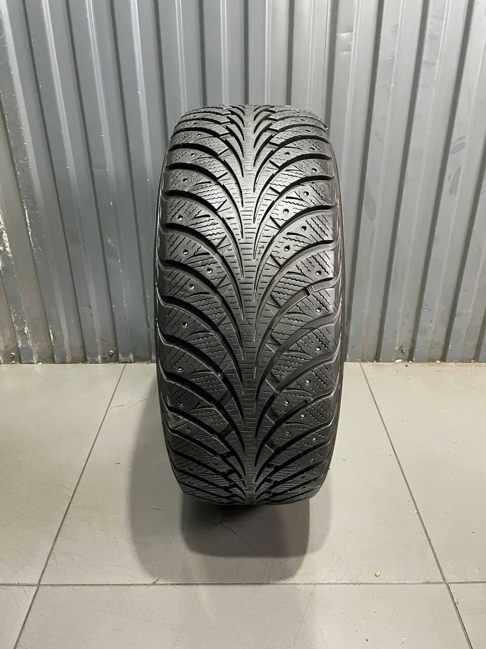 Зимние БУ шины шипованные SAVA Eskimo Stud 215/55 R16 30.0% износ PT0005622 JHJ298