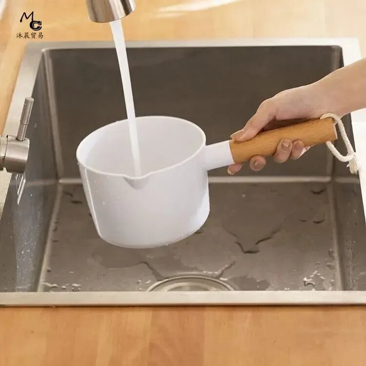 Кухонный ковш