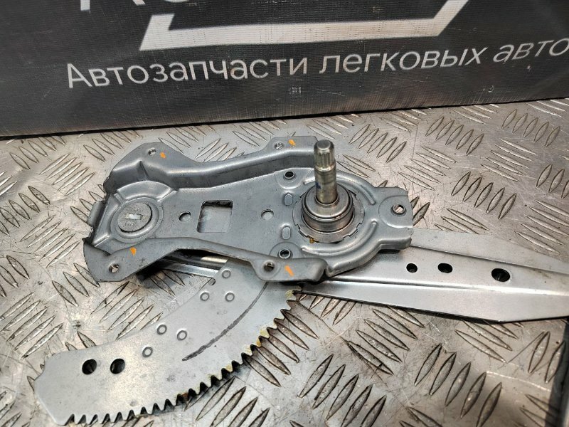 Стеклоподъемник Правый Задний Nissan Note 2005-2013 (1.6 HR16DE) Б/У с пробегом Арт. 7242 — фото 1