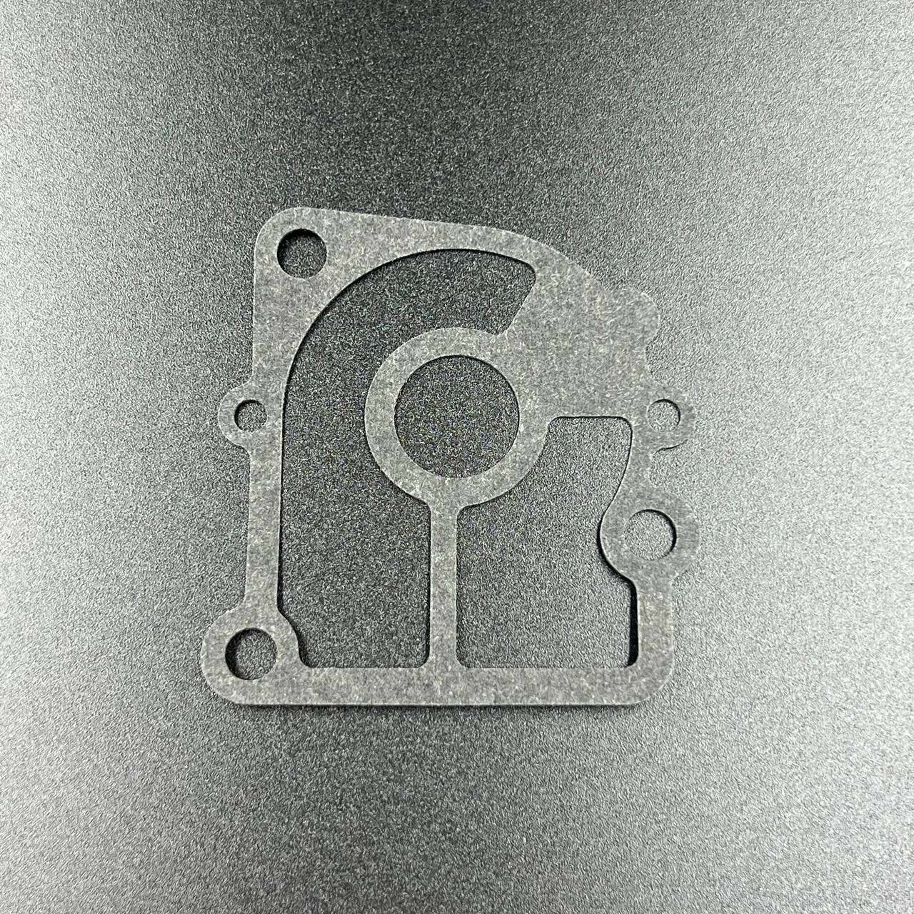 Прокладка под пластину помпы охлаждения Tohatsu 9.9-18/Mercury 9.9-18 (3FS-65029-0; 20F-06.00.00.08;