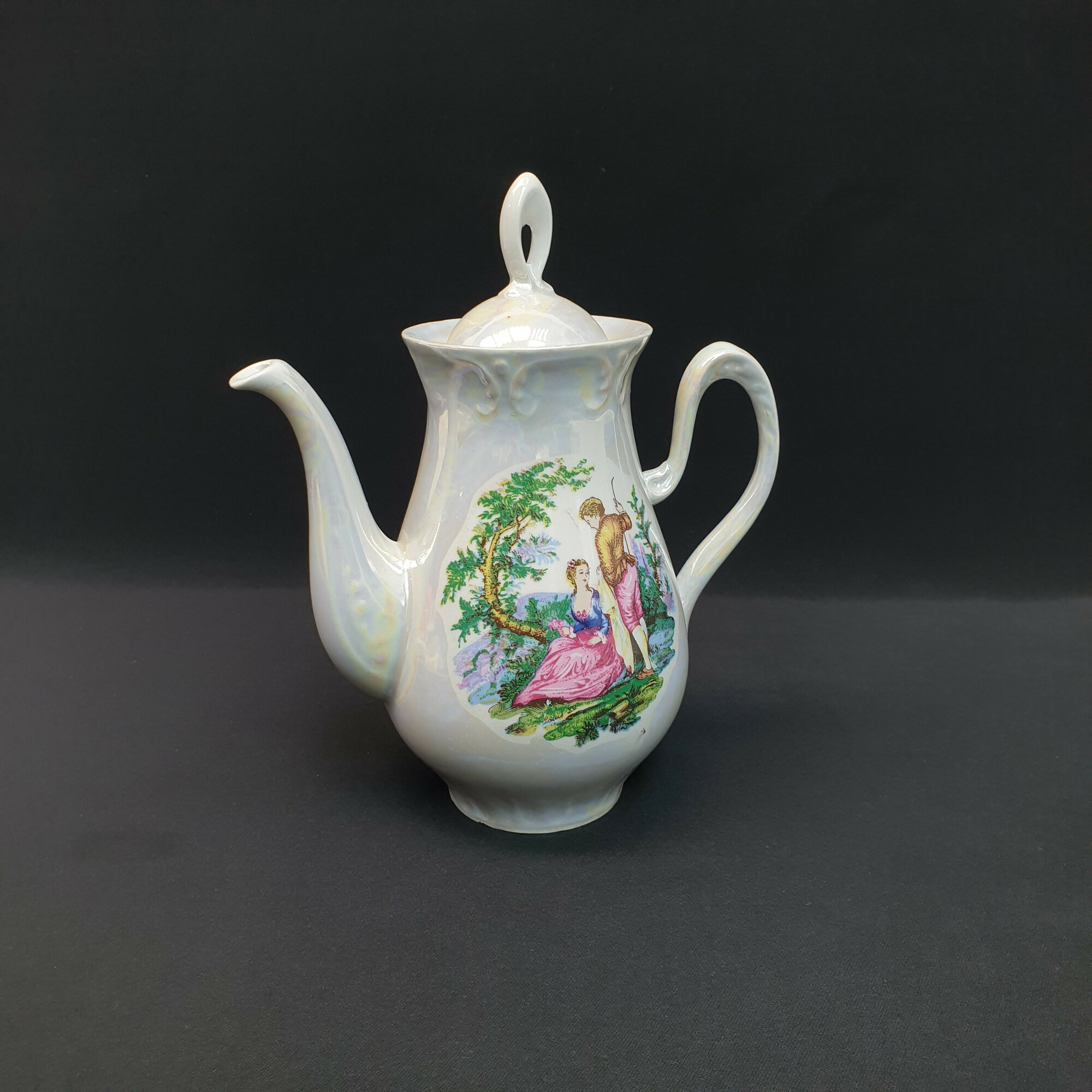 Винтажный кофейник Пастушка, керамика деколь перламутр 1 л, СССР