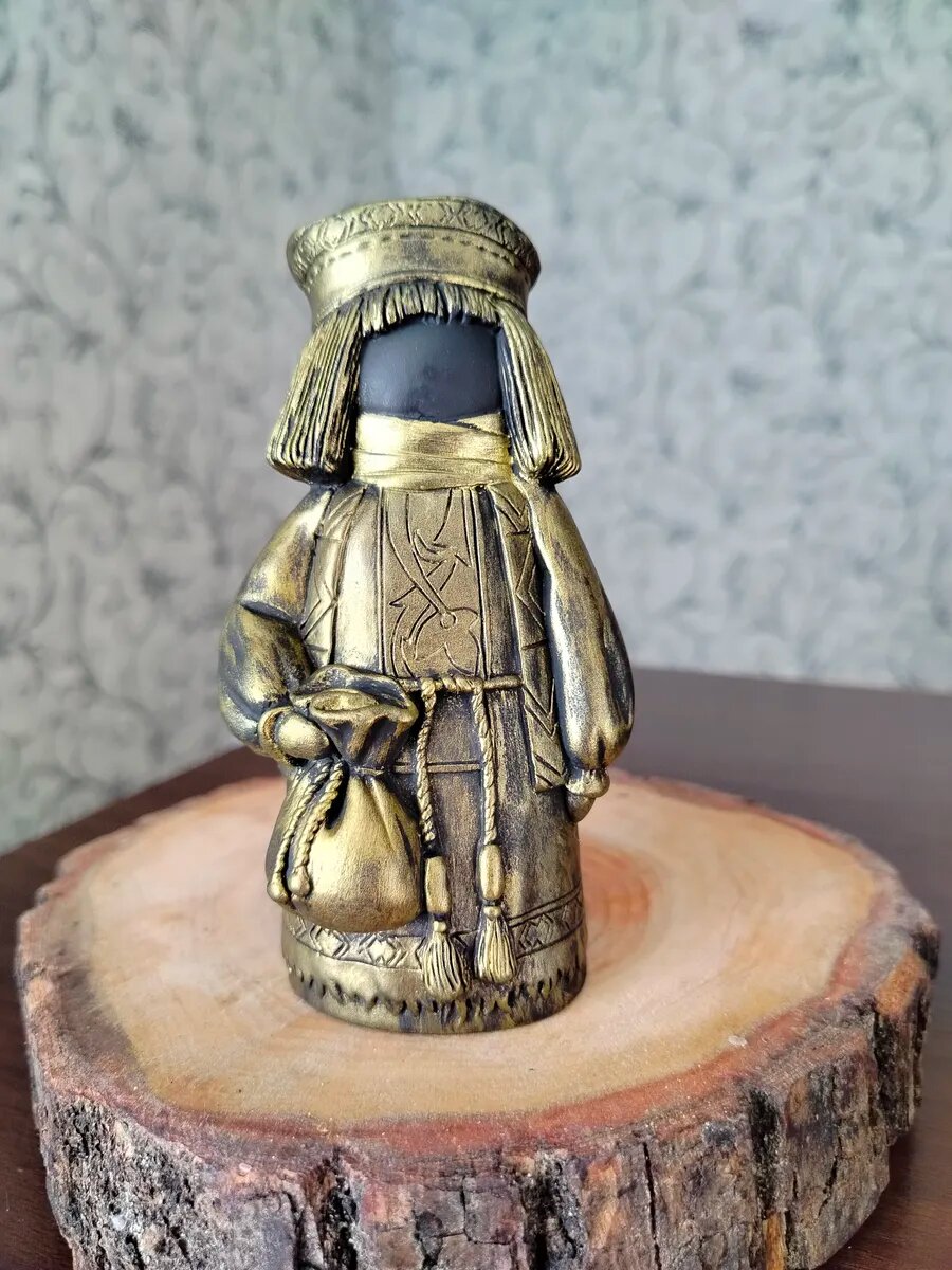 Статуэтка обережная Богач, 13,5 см.