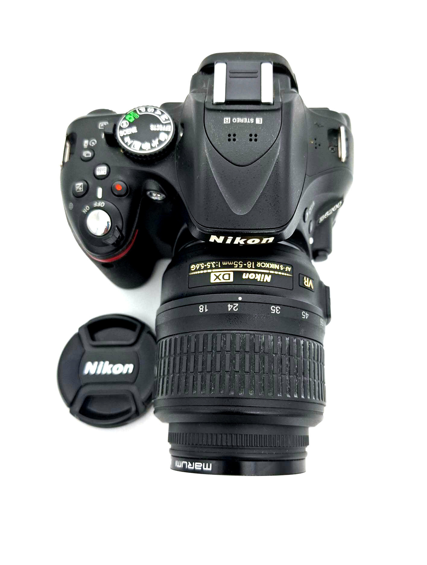 Зеркальный фотоаппарат Nikon D5200 AF-S 18-55mm f/3.5-5.6G VR DX