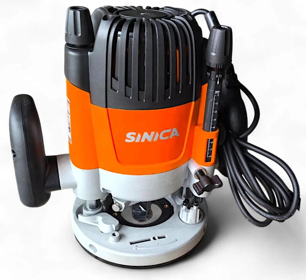 Фрезер универсальный Sinica для установки в стол, 2400 Вт, ход фрезы 67мм цанга 8/12 мм