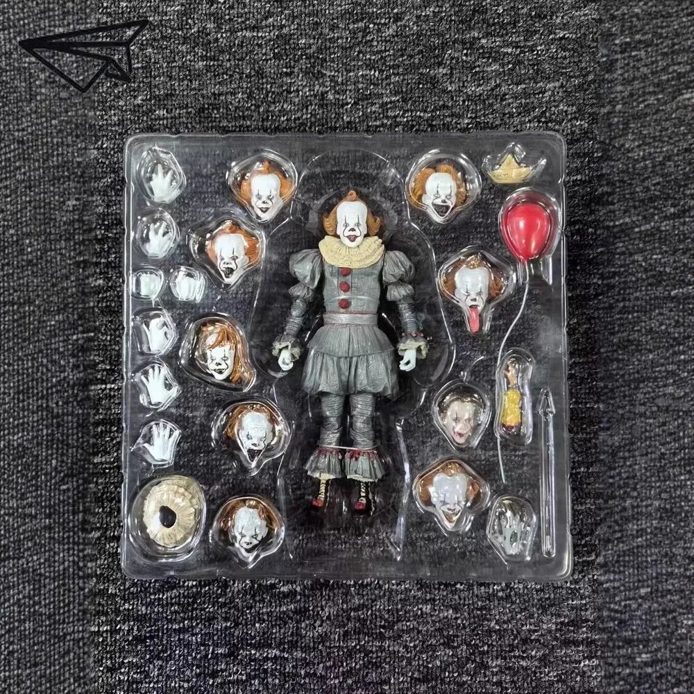 Фигурка NECA ОНО Клоун Пеннивайз (NECA. IT. The many faces of Pennywise) Коллекционная фигурка с аксессуарами, ABS пластик — фото 1