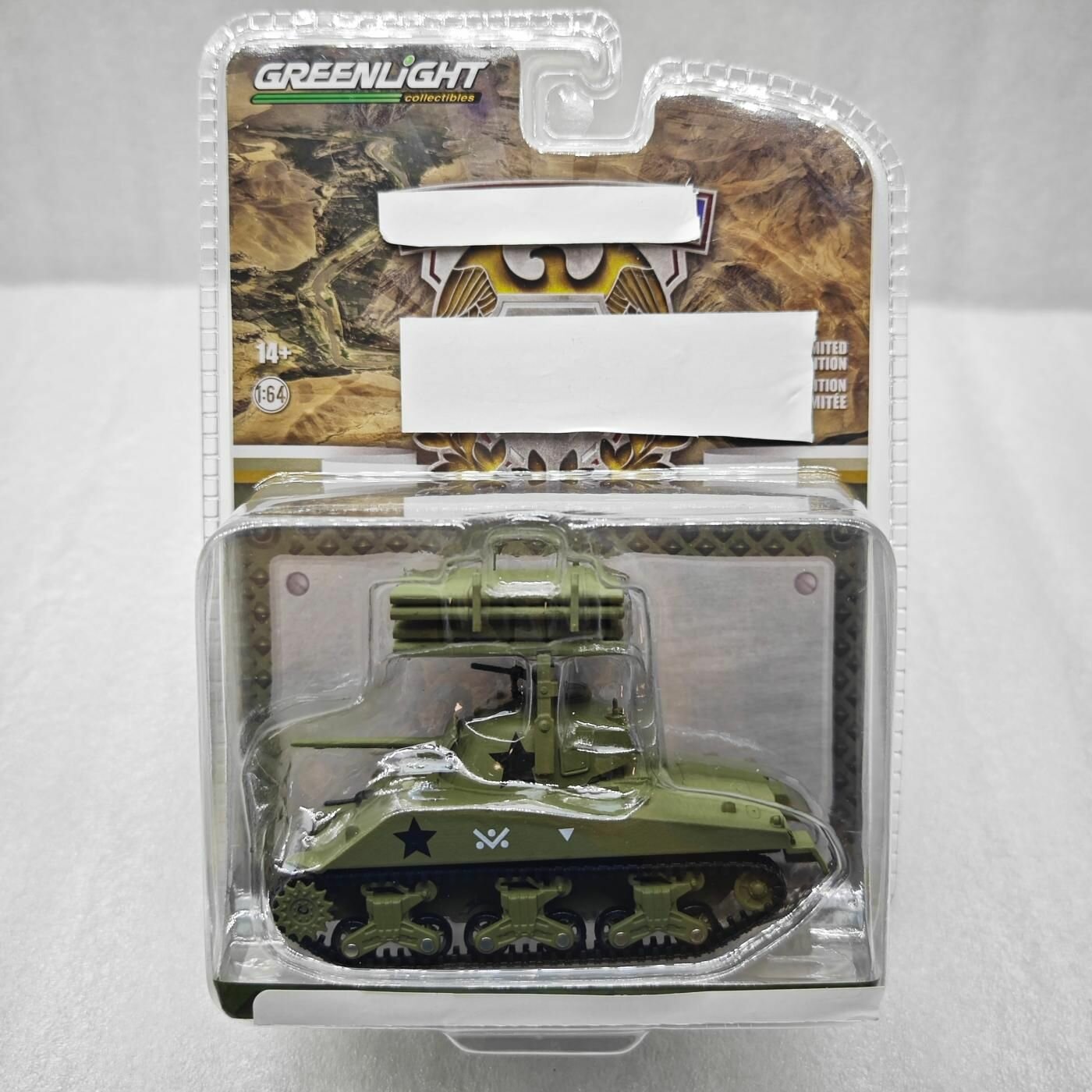 GreenLight Коллекционная модель автомобиля в масштабе 1:64, изготовленная методом литья под давлением. Не является игрушкой для детей.30405
