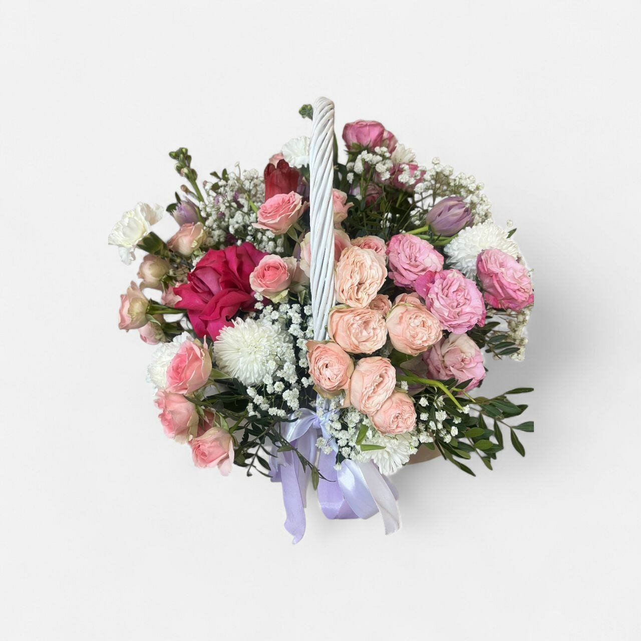 Авторская корзина "Розовый зефир" с пионовидными розами