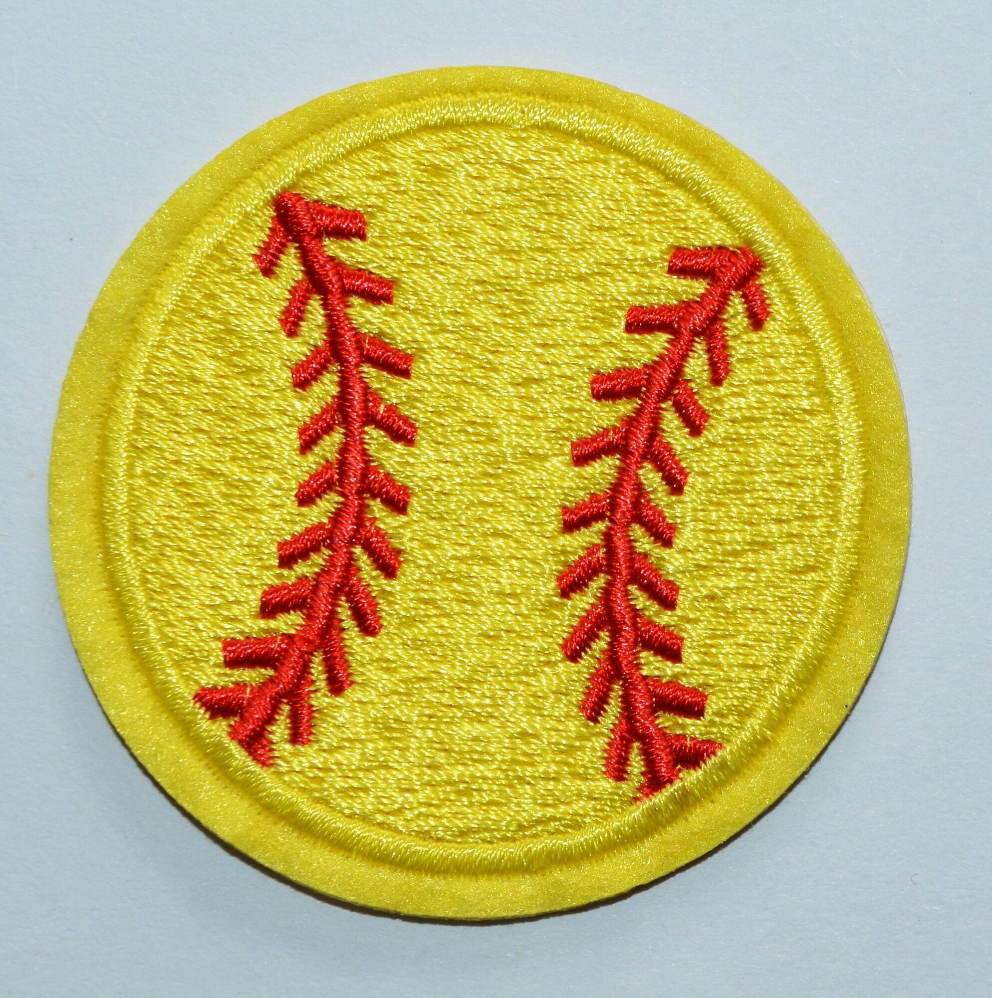 (Десять.) Софтбол патч (вышитый пластырь, повязка) Можно гладить и шить 5.2 cm