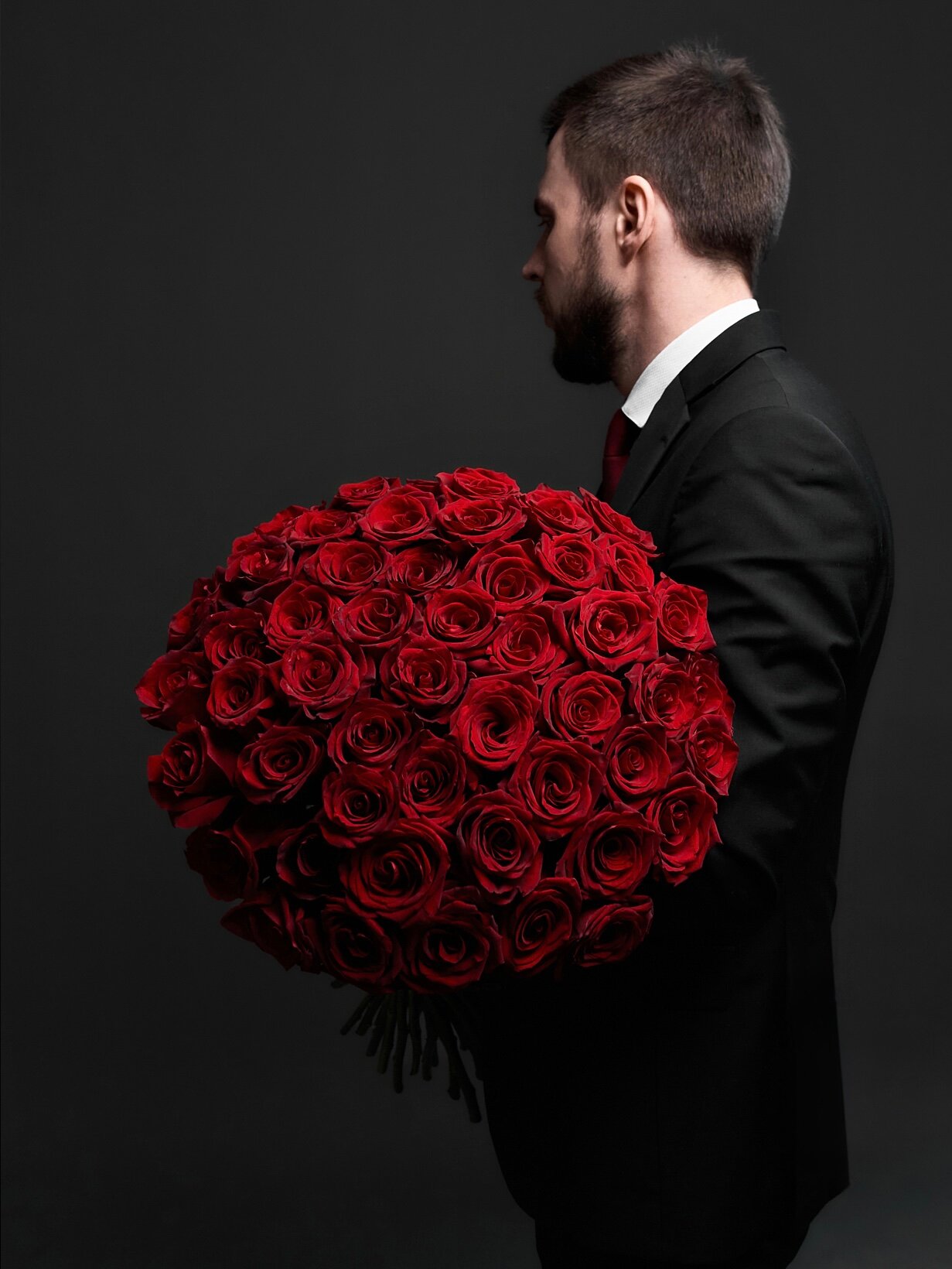 Красная Роза Эквадор, большой букет "Premium",49 роз под ленту , 60 см